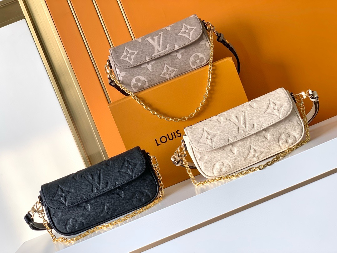 Ivy woc, Luxury, Bags & Wallets on Carousell