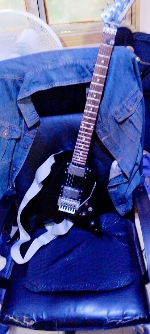 1990s Jackson Performer Flying V (Made in Korea) @ $800, Hobbies & Toys ...