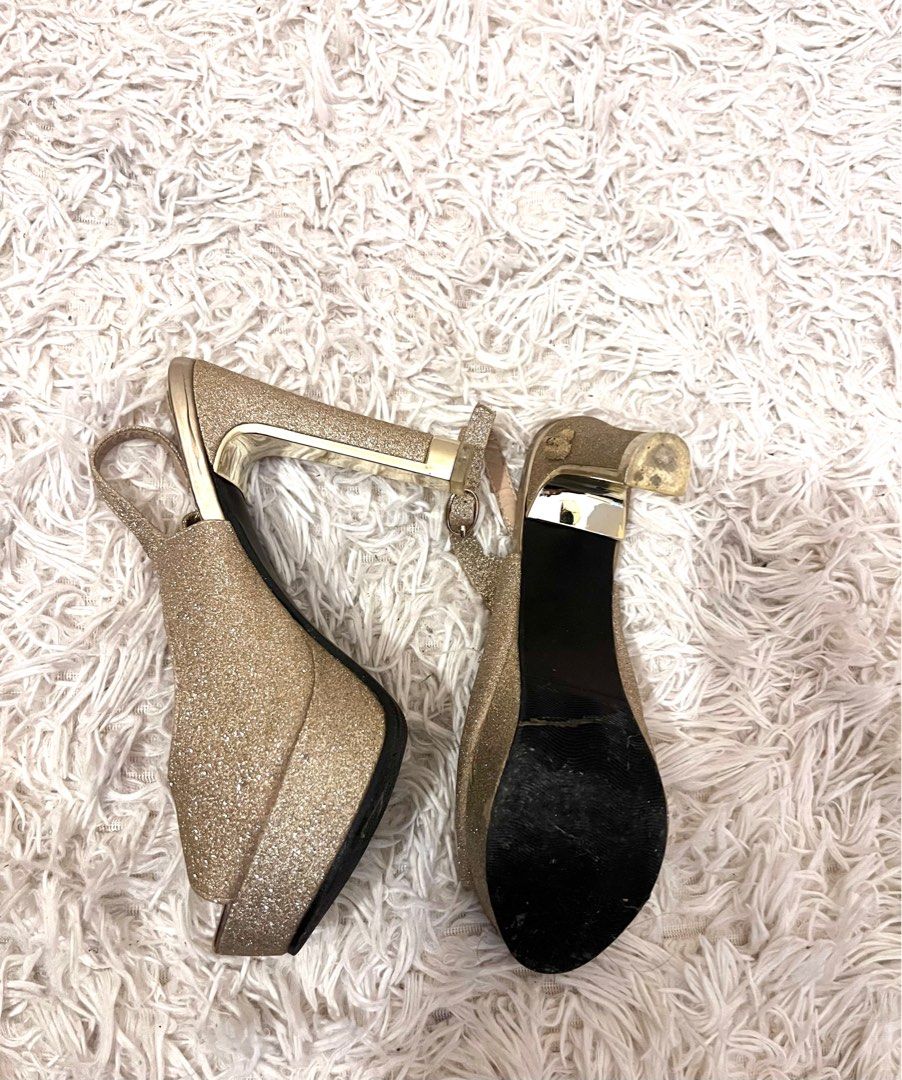 Kasut Kahwin Kasut Raya Gold Heels, Women's Fashion, Footwear, Heels on ...