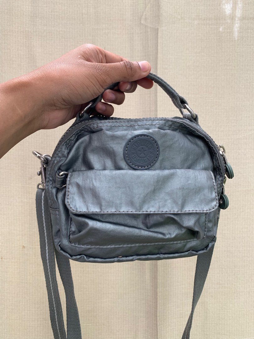 Kipling Mini Puck, Women's Fashion, Bags & Wallets, Cross-body Bags on ...