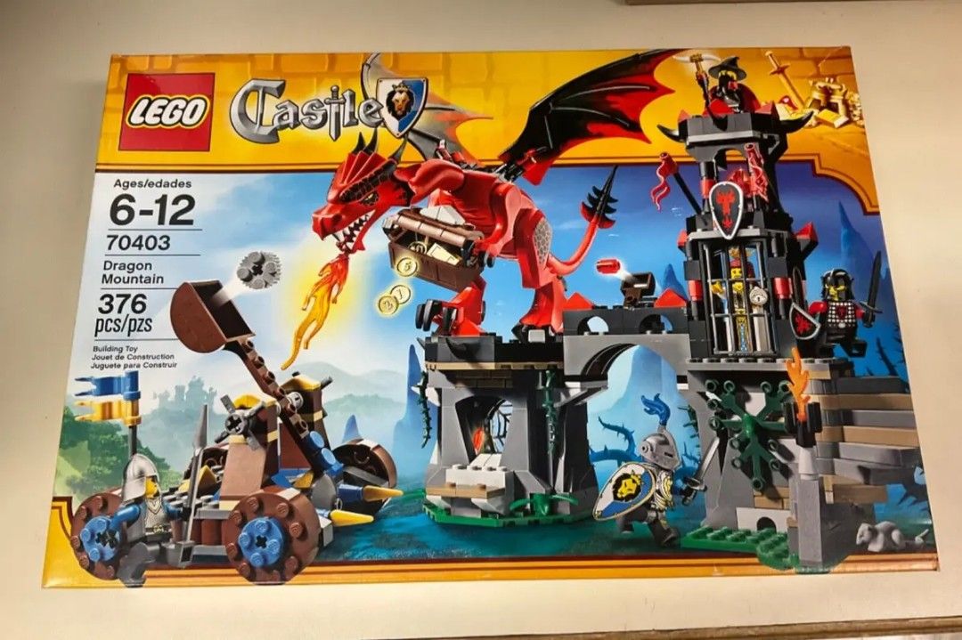 Lego 70403 Castle Dragon Mountain, Hobbies & Toys, Toys & Games on ...