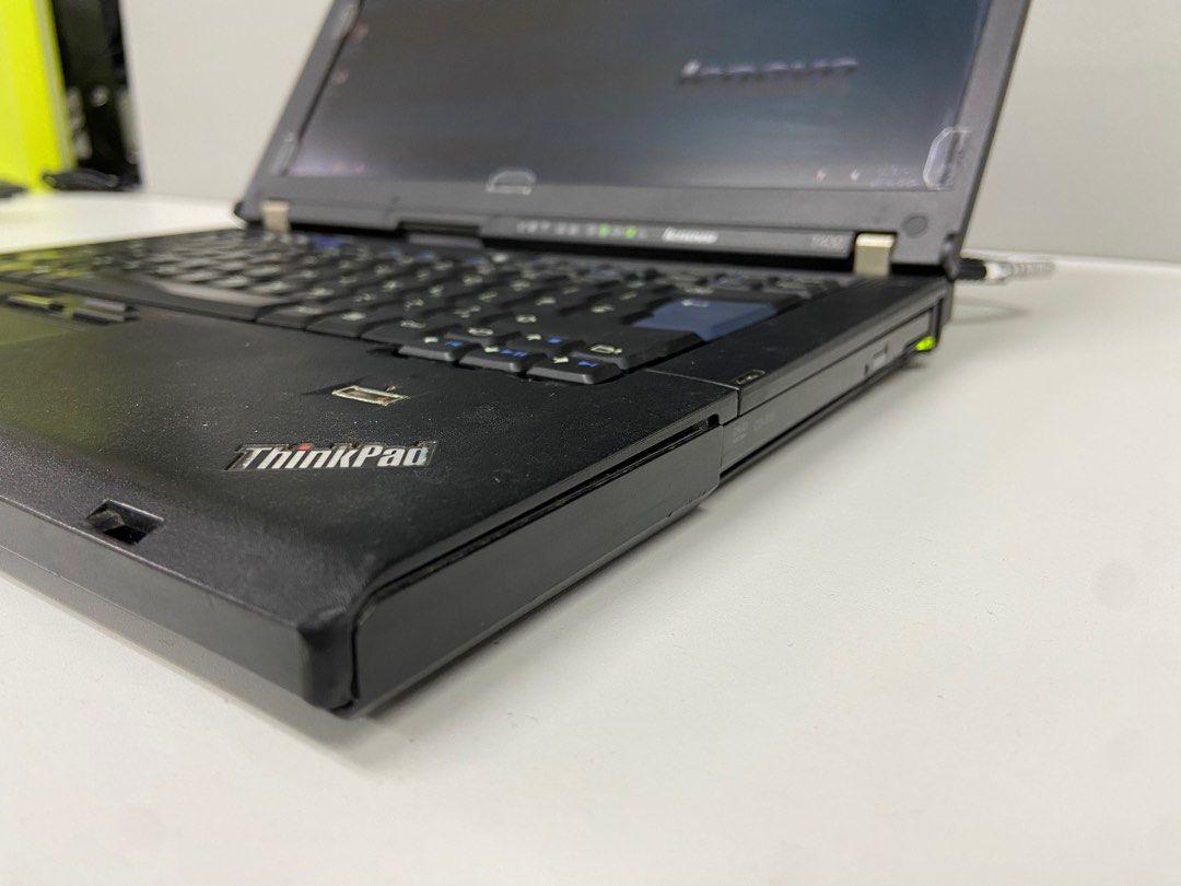 Lenovo ThinkPad T400, Computers & Tech, Laptops & Notebooks on Carousell