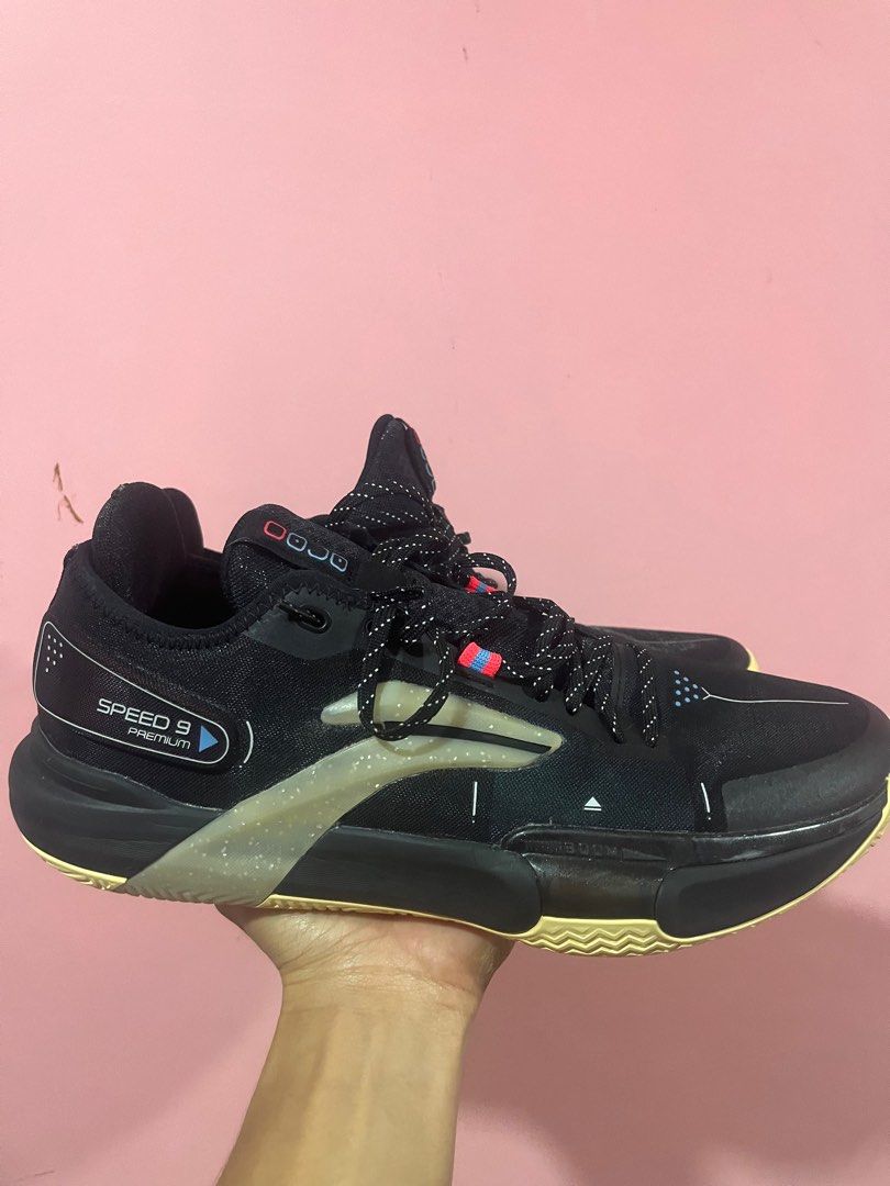 Lining Speed Premium 9, Men's Fashion, Footwear, Sneakers on Carousell