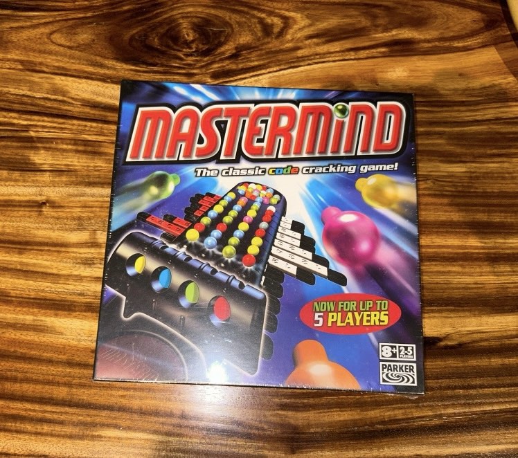 mastermind board game, Hobbies & Toys, Toys & Games on Carousell