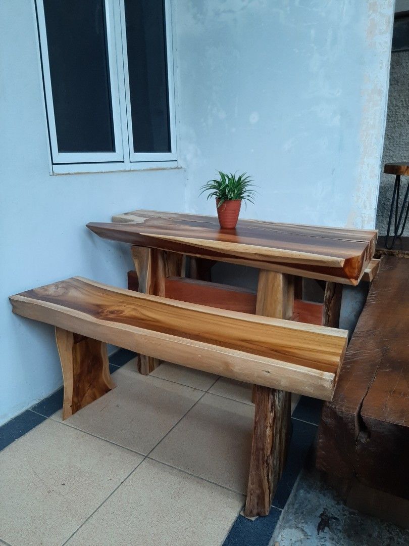 Meja teras meja kayu jati, Perabotan Rumah di Carousell