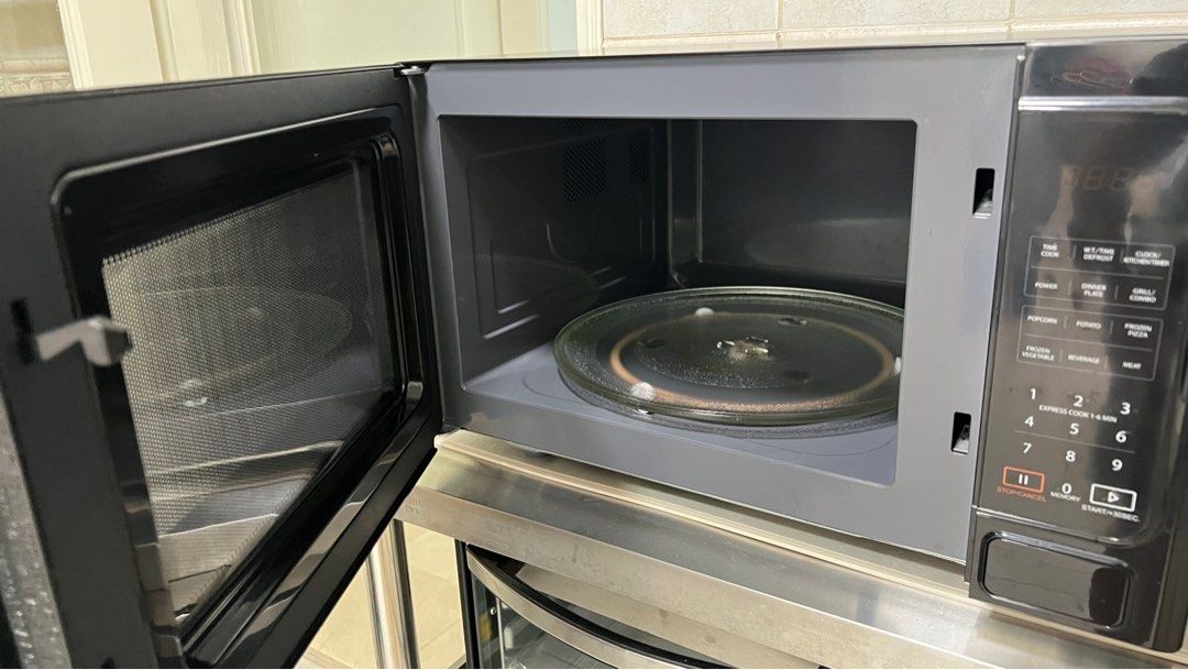TOSHIBA 25L MICROWAVE OVEN WITH GRILL FUNCTION, TV & Home Appliances ...