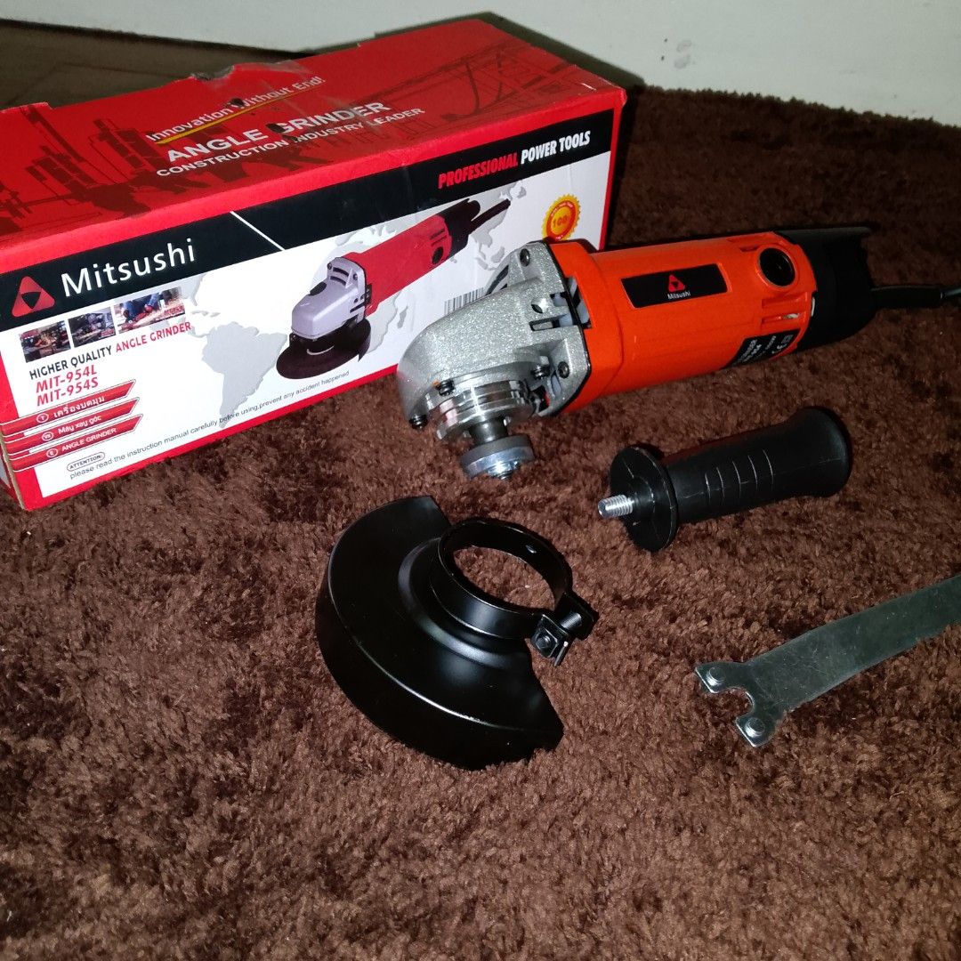 Mitsushi angle grinder, Commercial & Industrial, Construction Tools ...