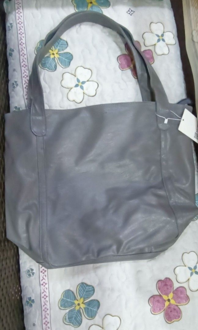 mizzue shoulder bag, Women's Fashion, Bags & Wallets, Shoulder Bags on ...