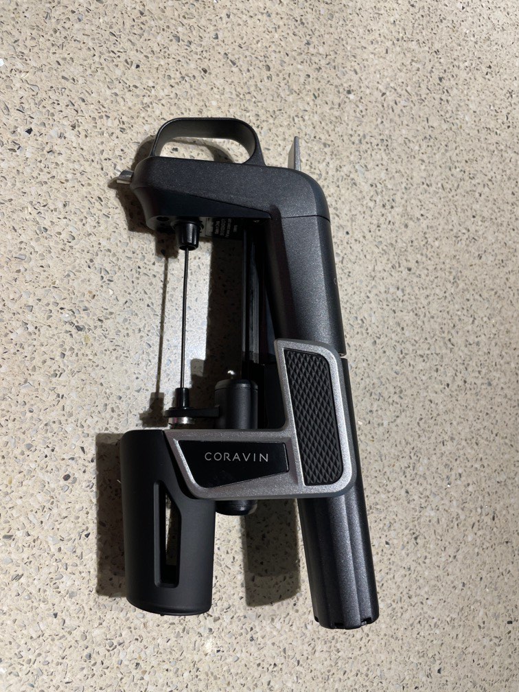 [Needs service] Coravin Model Two, TV & Home Appliances, Kitchen ...