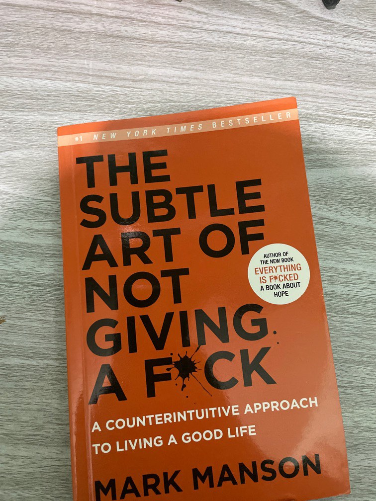 [New] The Subtle Art of Not Giving A Fuck - Mark Manson [reprint ...