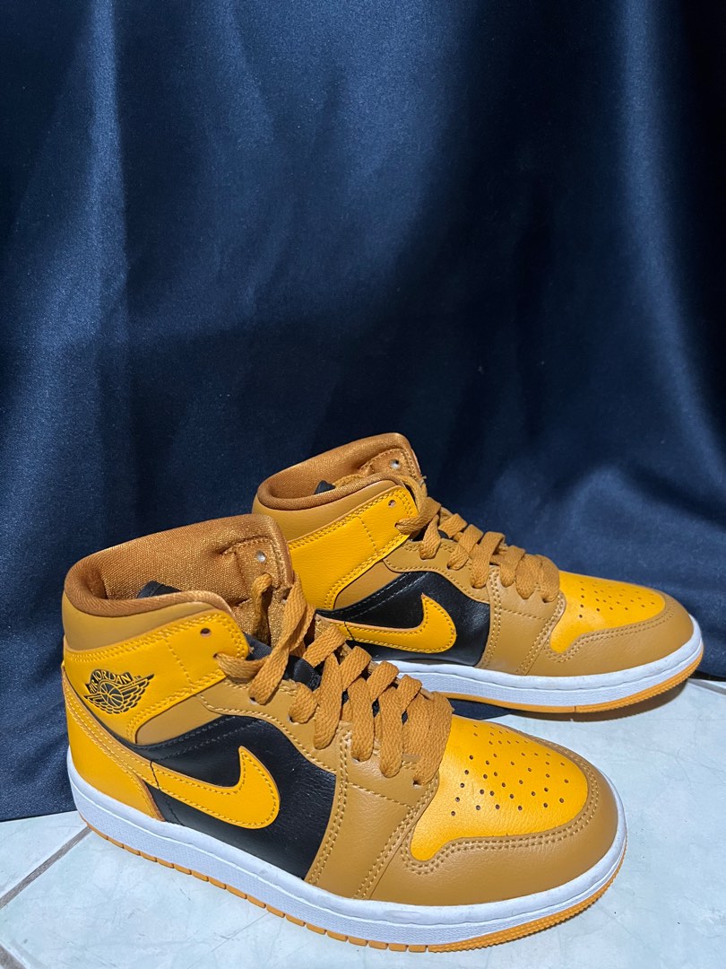 Nike Air Jordan [Authentic], Women's Fashion, Footwear, Sneakers on ...