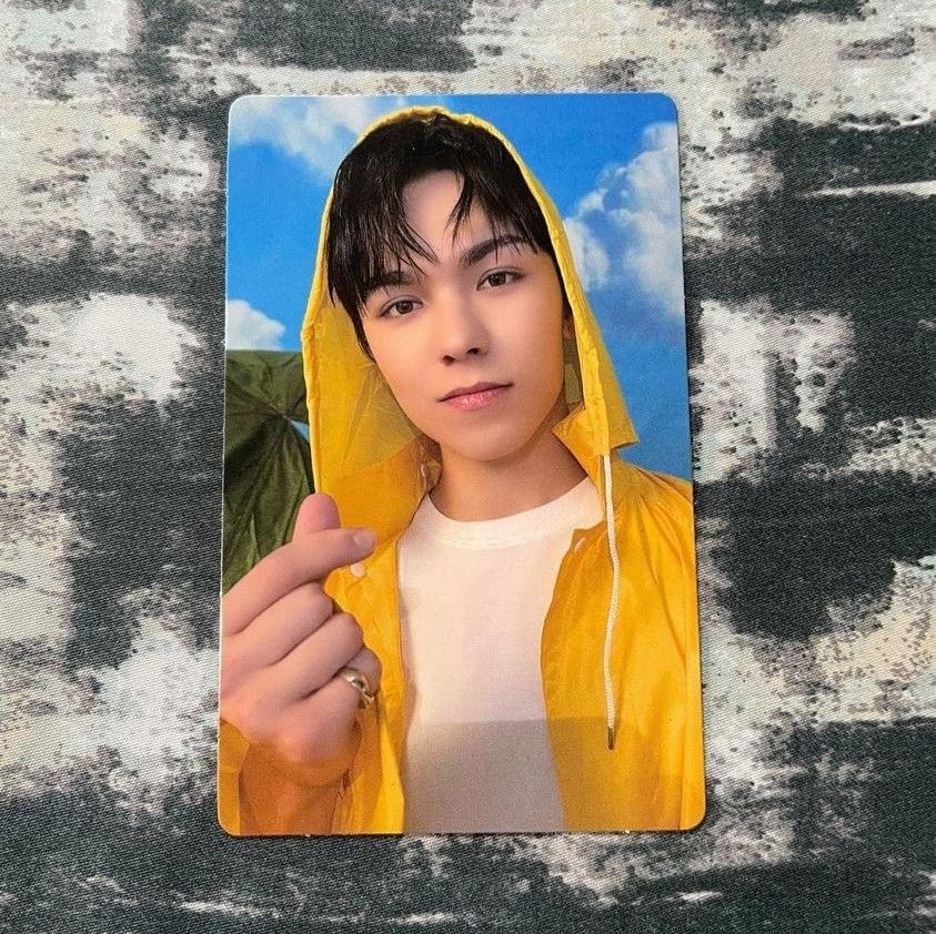 [OFFICIAL] SEVENTEENTH HEAVEN POB | SEVENTEEN VERNON, Hobbies & Toys ...
