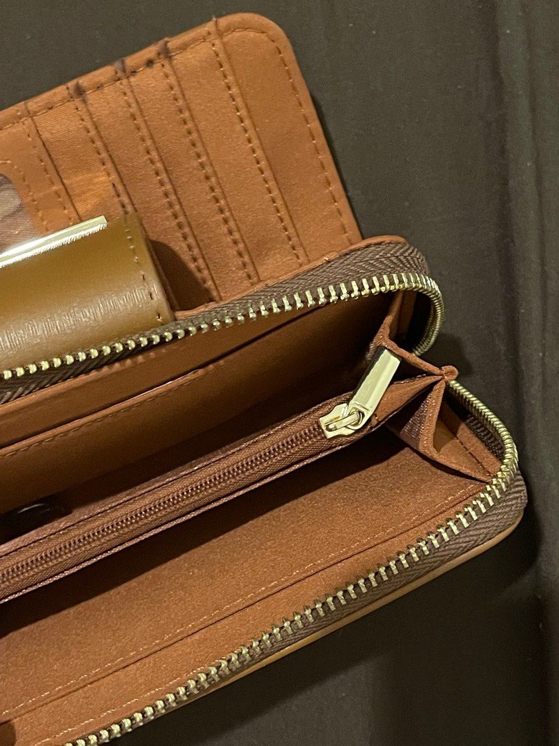 Riviera Wallet, Women's Fashion, Bags & Wallets, Wallets & Card holders ...