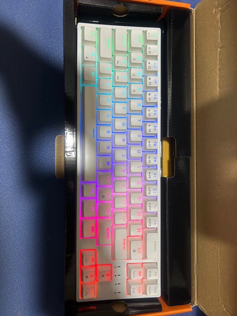 Royal Kludge RK68 PLUS Hot Swappable Bluetooth Wireless/Wired ...