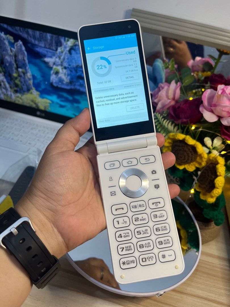 Samsung folder 2 version 2 2021, Mobile Phones & Gadgets, Mobile Phones ...