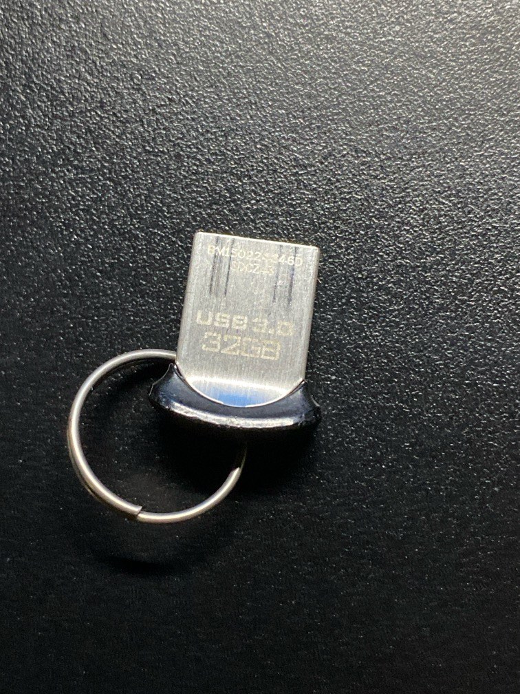 SanDisk 32 GB Mini USB 3.0 Thumbdrive, Computers & Tech, Parts ...