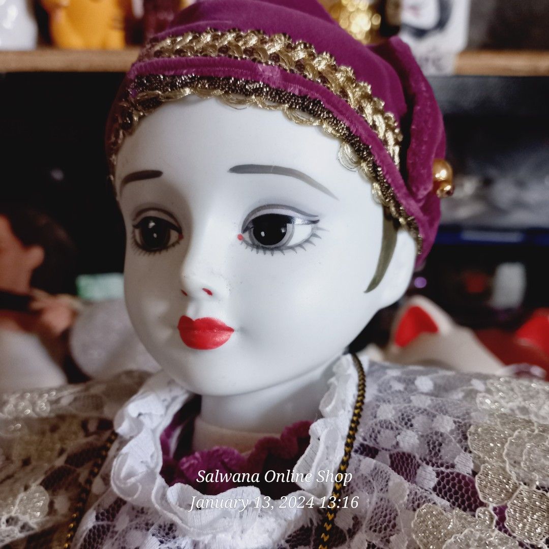 SANKYO CLOWN COLLECTIBLE BISQUE DOLL, Hobbies & Toys, Memorabilia ...