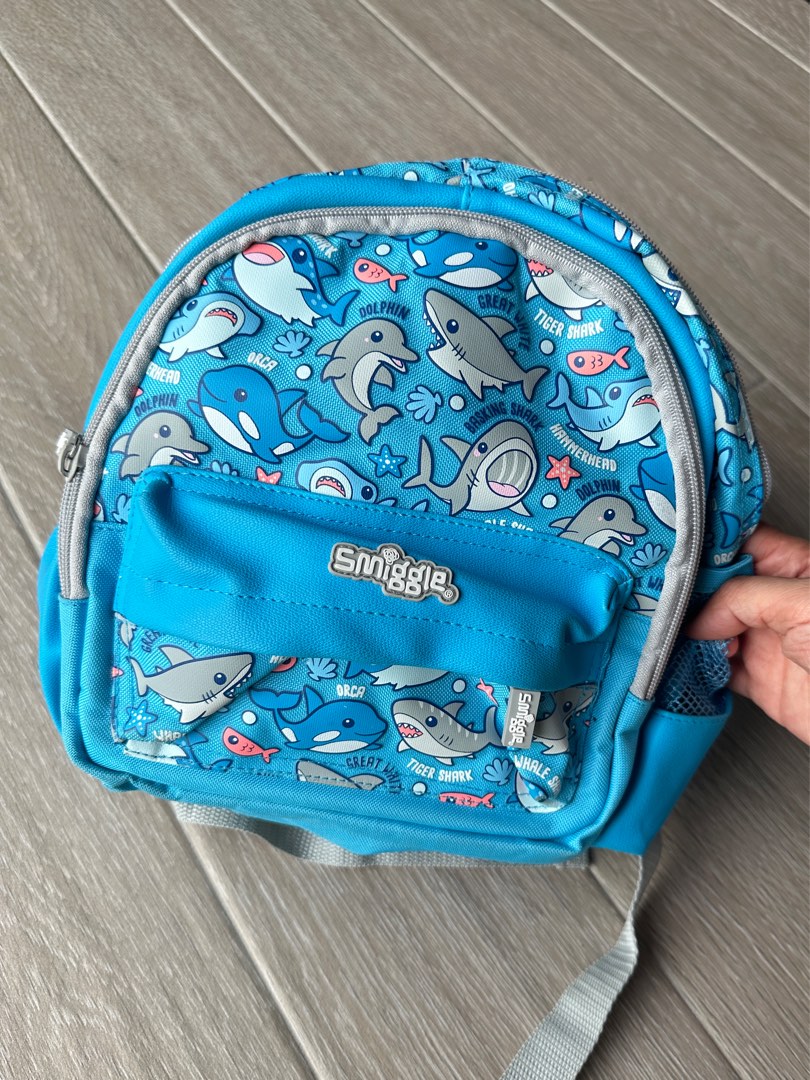 Smiggle Backpack - baby toddler bag, Hobbies & Toys, Stationery & Craft ...