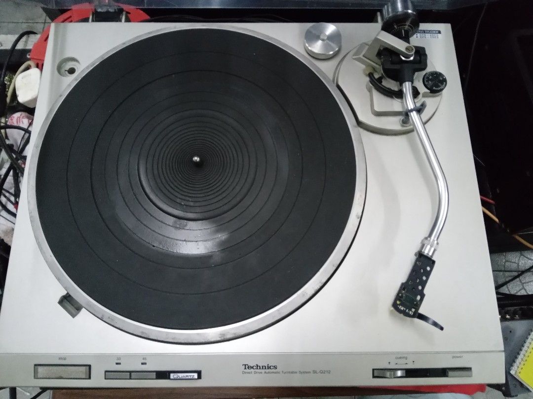 Technics direct drive turntable sl-q212, Audio, Other Audio Equipment ...