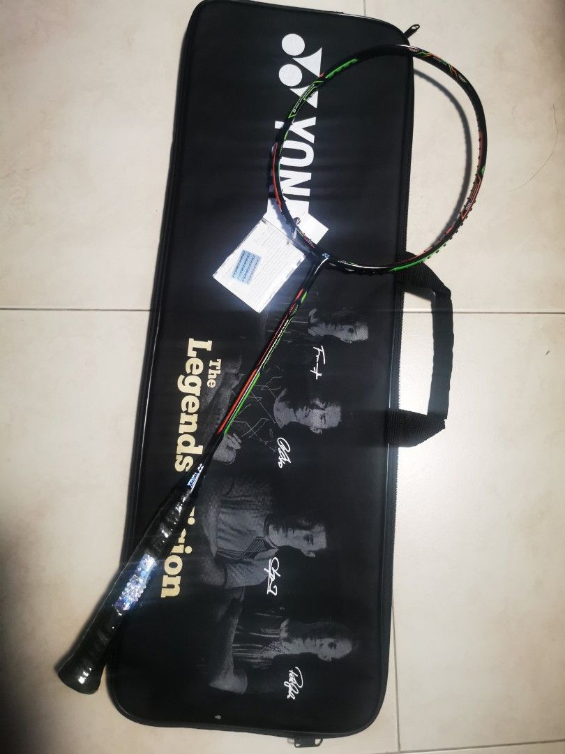 The legend visions badminton racket with 4 legend signature on., Sports ...