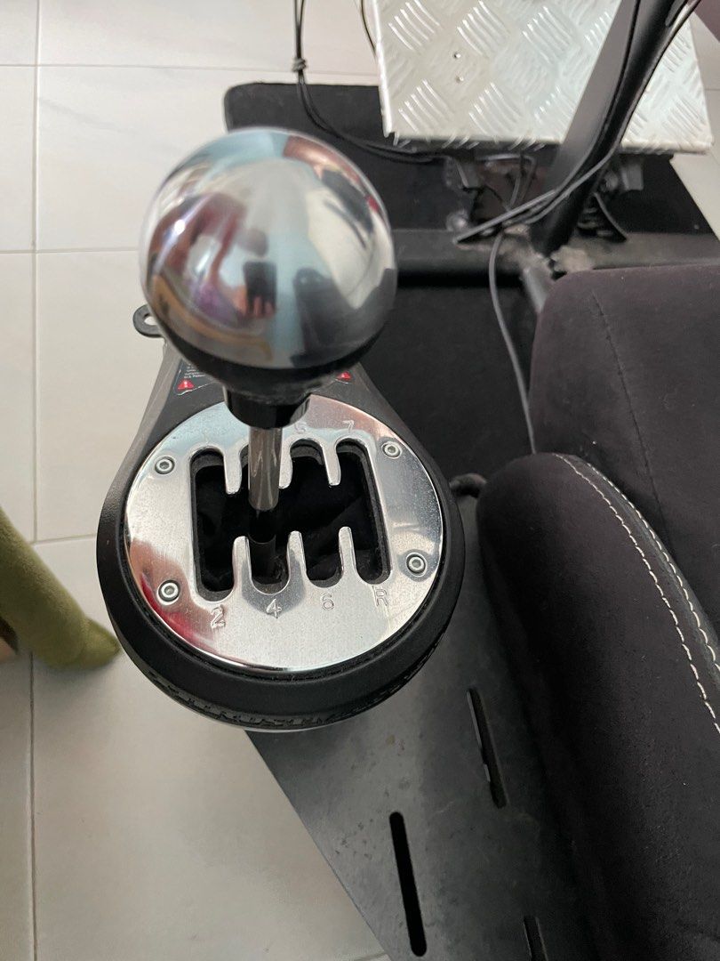 Thrustmaster T500RS with Shifter and Playseat, Video Gaming, Gaming ...