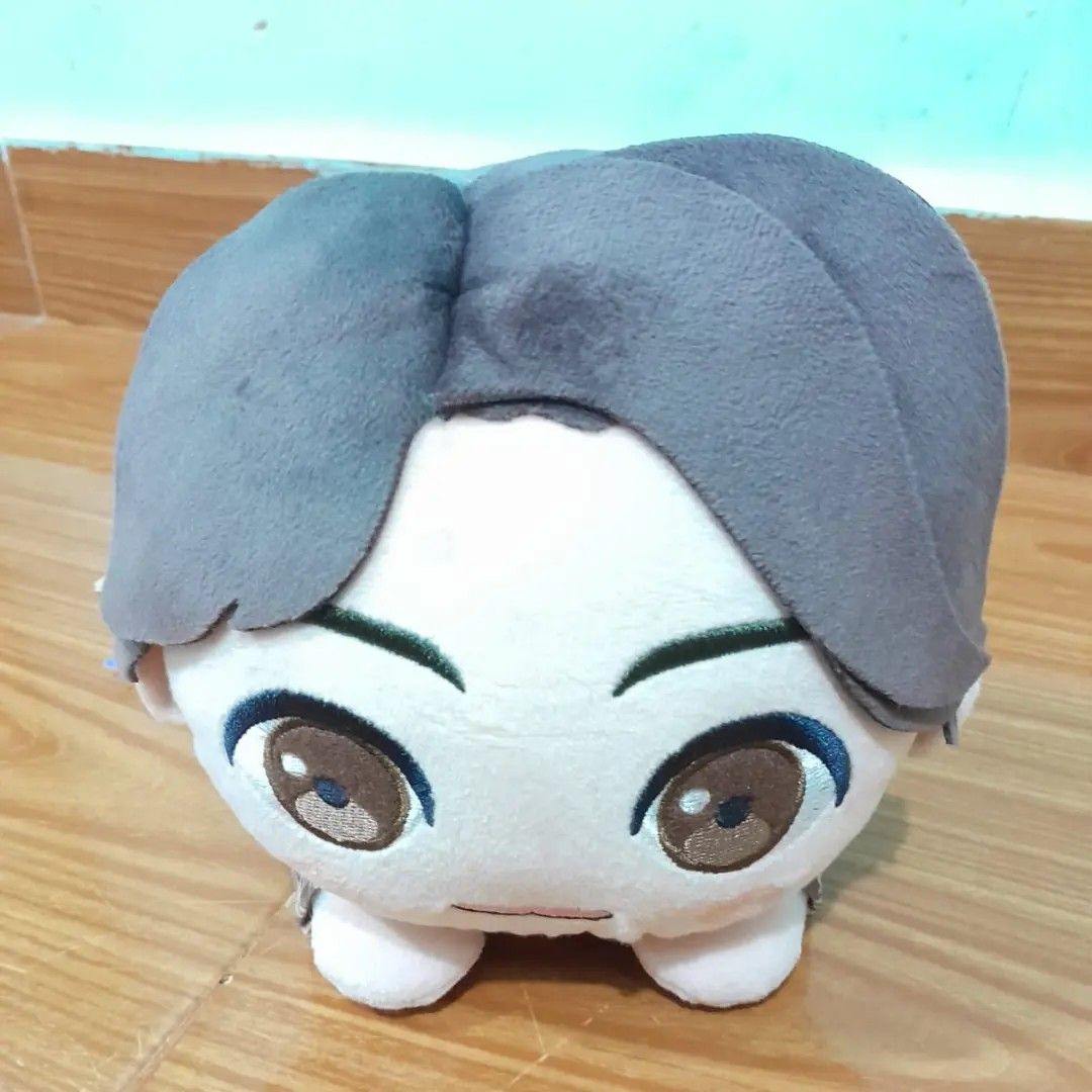 Tiny tan BTS jungkook original, K-Wave di Carousell