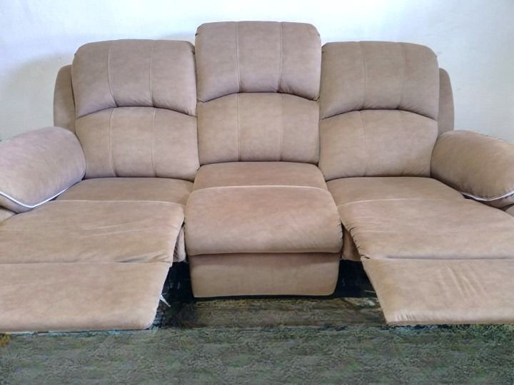 Vasto Royce Recliner Sofa, Furniture & Home Living, Furniture, Sofas on Carousell