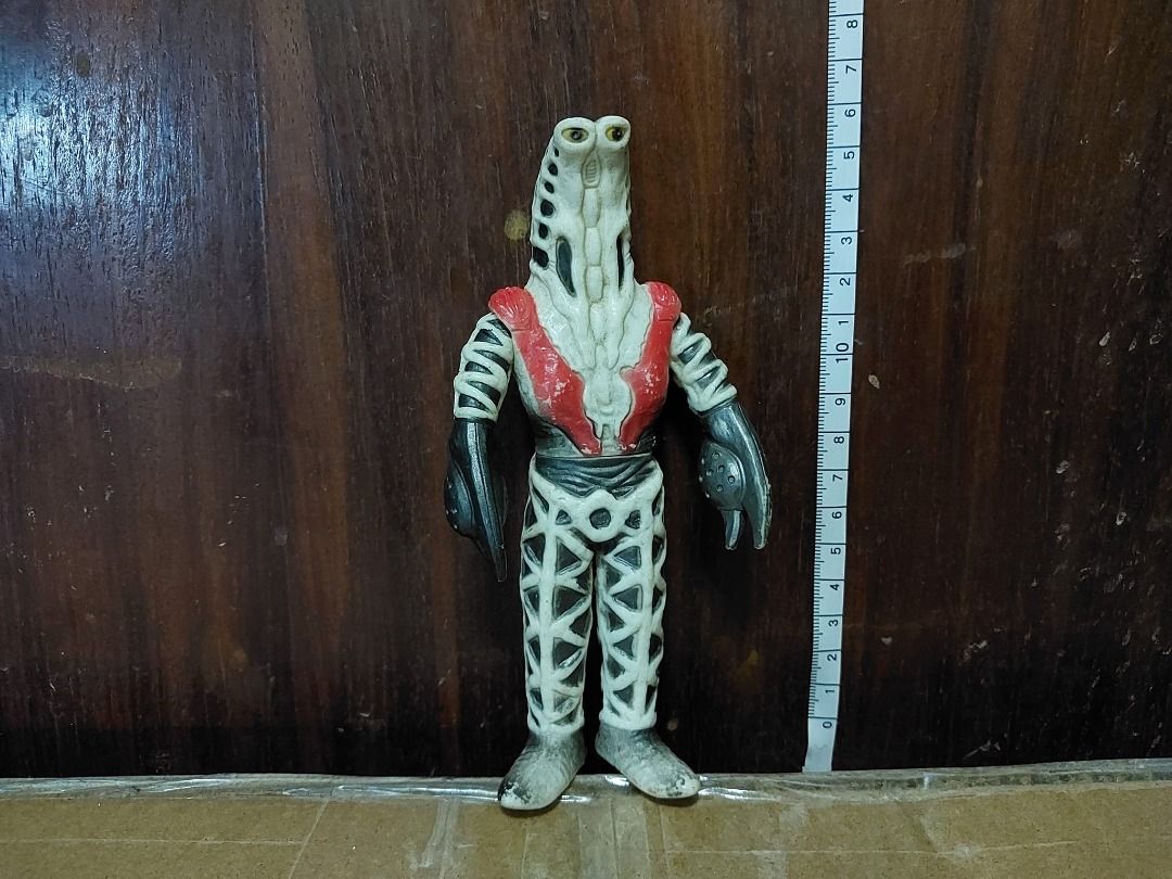 Vintage Bandai Ultraman Alien Godola Kaiju Soft Vinyl Figure, Hobbies ...