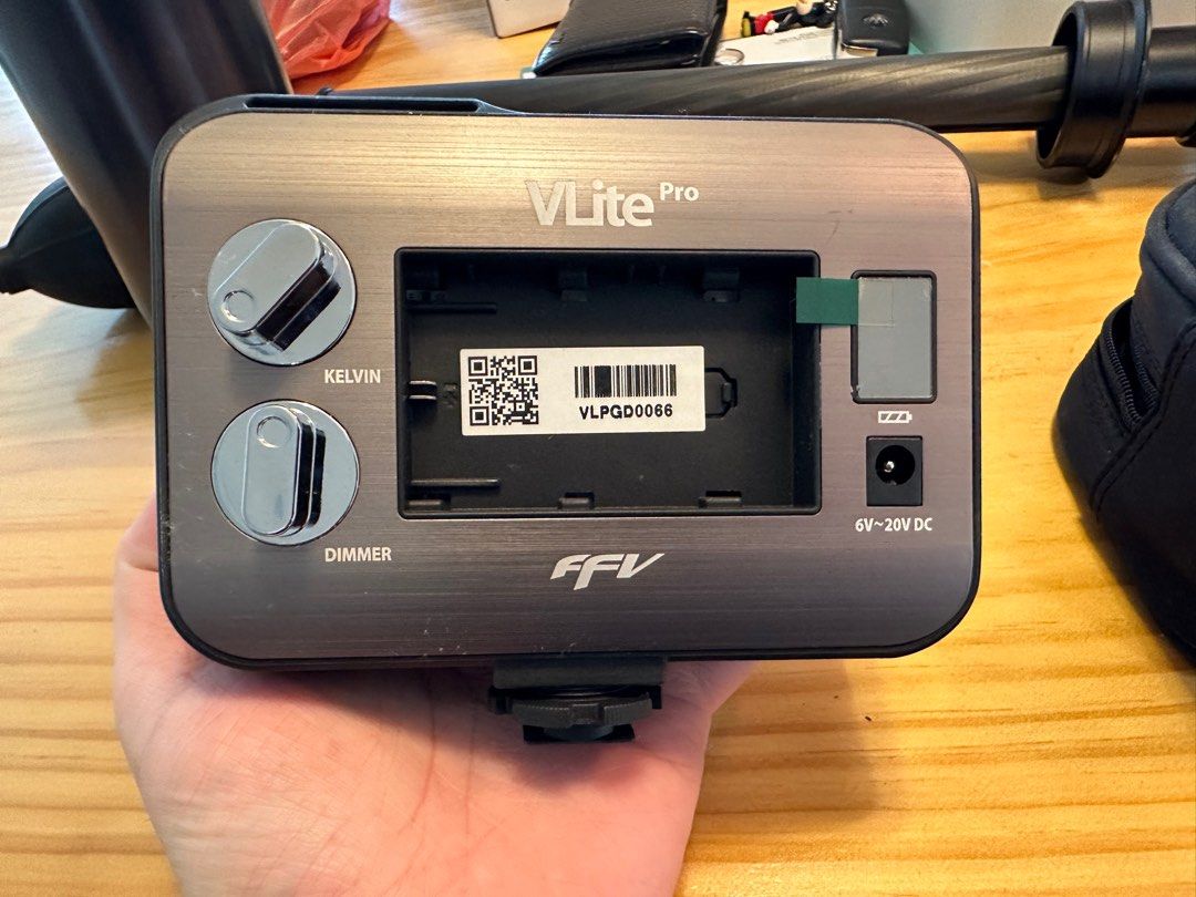 Vlite Pro, Photography, Photography Accessories, Lighting & Studio Equipment on Carousell