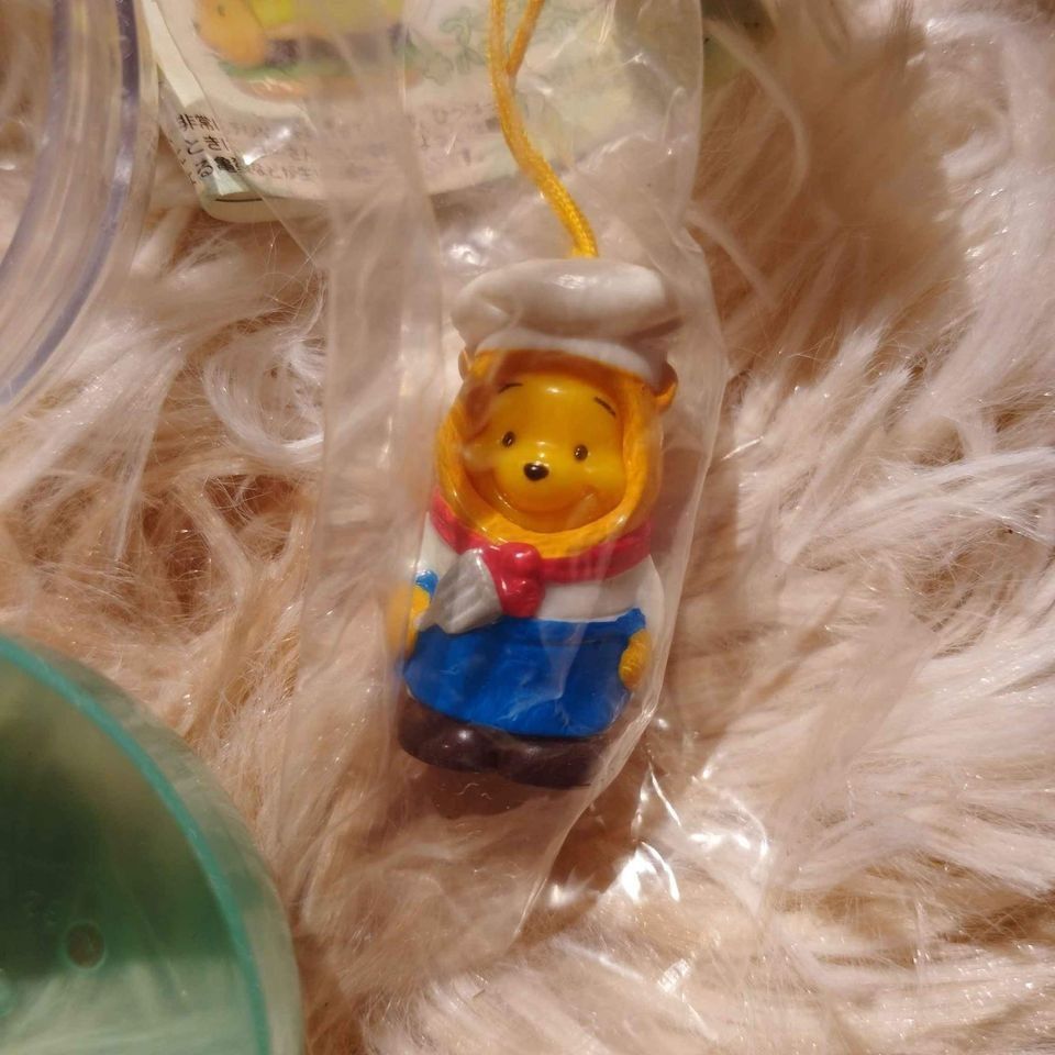 Winnie the Pooh chef minis, Hobbies & Toys, Memorabilia & Collectibles ...