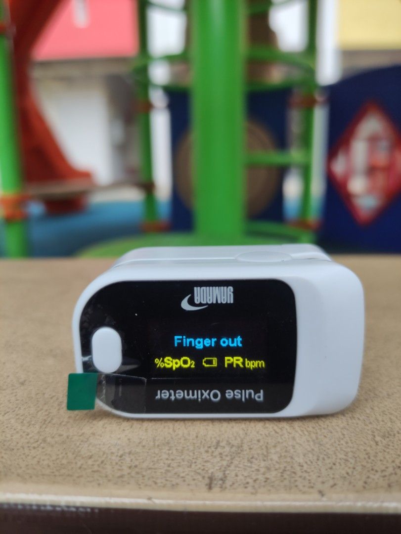 Yamada Pulse Oximeter Model M120, Health & Nutrition, Health Monitors & Weighing Scales on Carousell