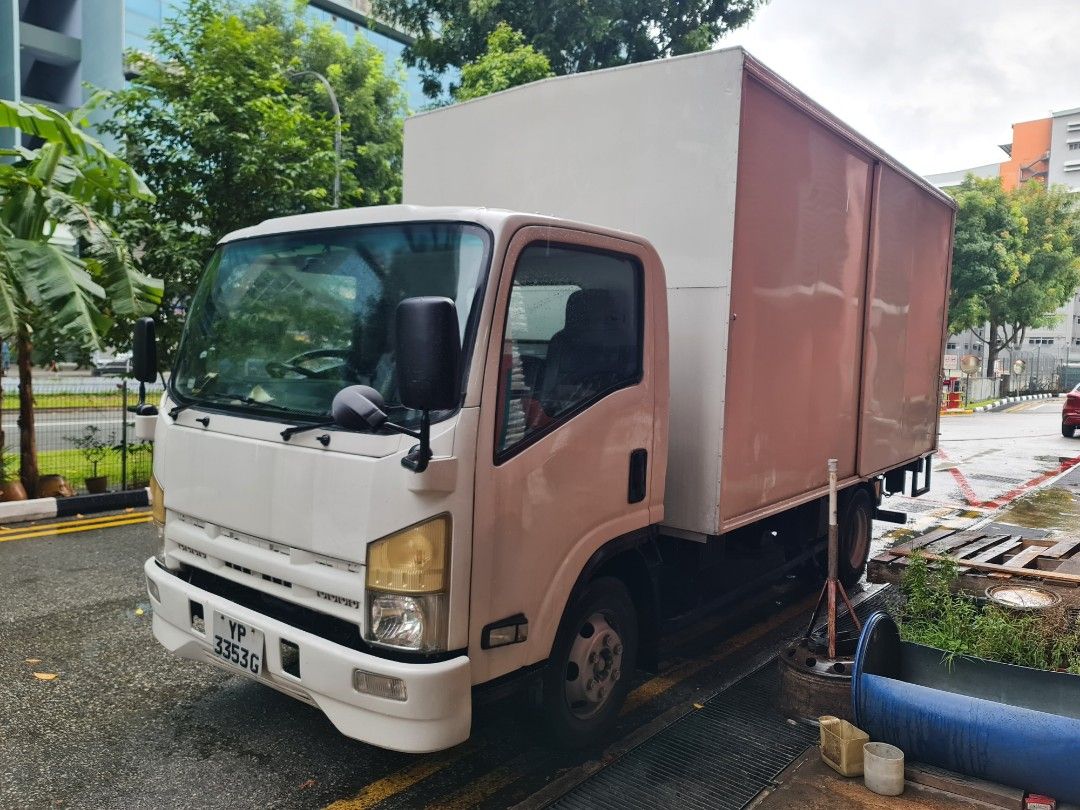 $2.2k 14ft auto lorry with tailgate, Cars, Commercial Vehicles, Rentals ...