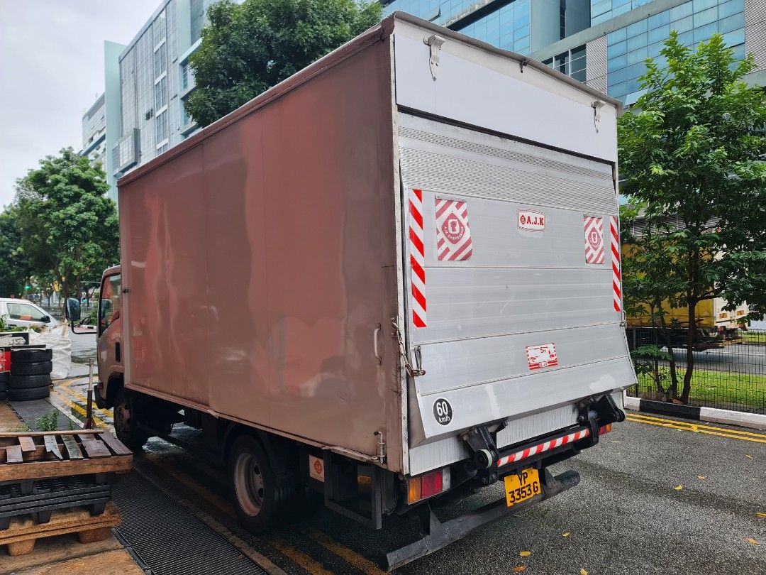 $2.2k 14ft auto lorry with tailgate, Cars, Commercial Vehicles, Rentals ...