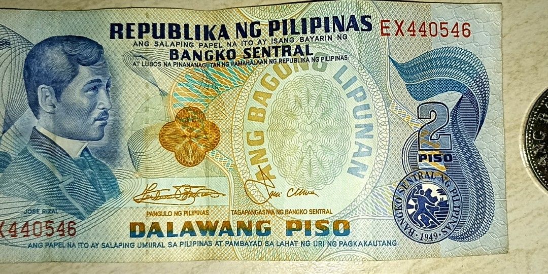 2 PESO DR. JOSE RIZAL PAPER BILL & 5 PESO 1982 COIN, Hobbies & Toys ...