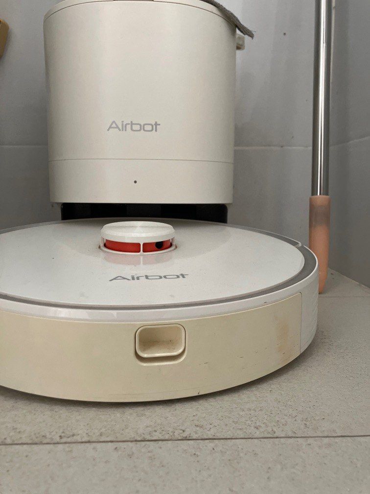 Airbot robot vacuum cleaner, TV & Home Appliances, Vacuum Cleaner ...