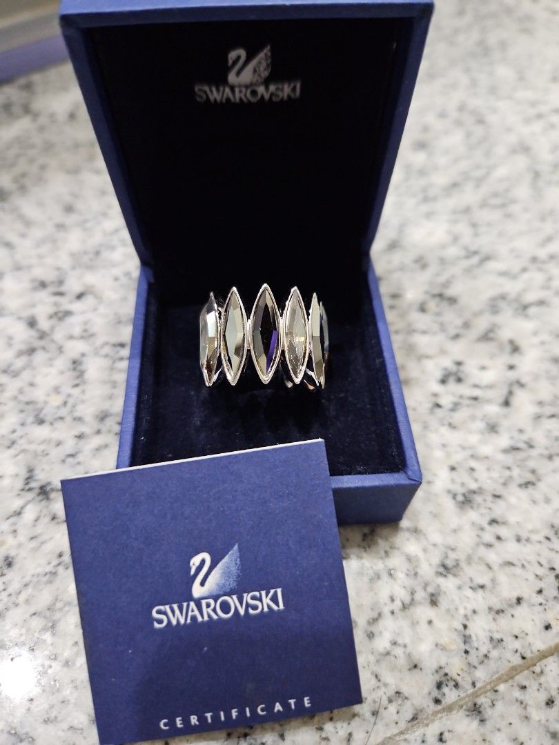 Authentic Swaroski Ring, Women's Fashion, Jewelry & Organisers, Rings ...