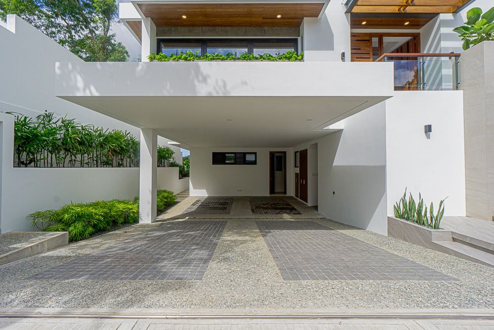 Ayala Westgrove Heights - Brand New House for Sale - Single Loaded Lot ...