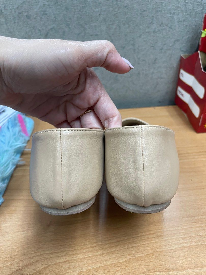Aztrid doll shoes, Women's Fashion, Footwear, Flats & Sandals on Carousell
