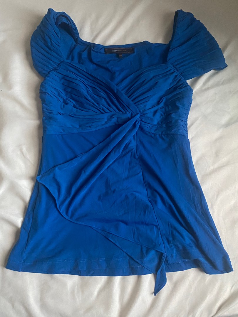 bcbg larkspur blue top, Women's Fashion, Tops, Others Tops on Carousell