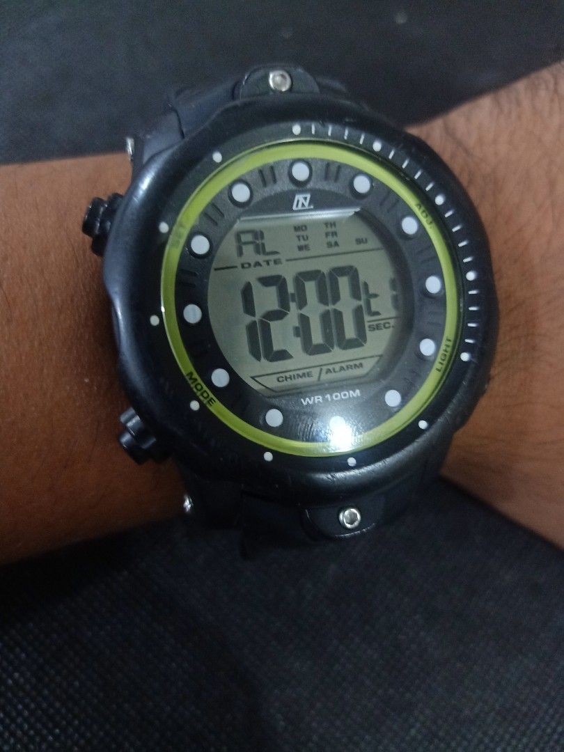 Big size watch, Men's Fashion, Watches & Accessories, Watches on Carousell