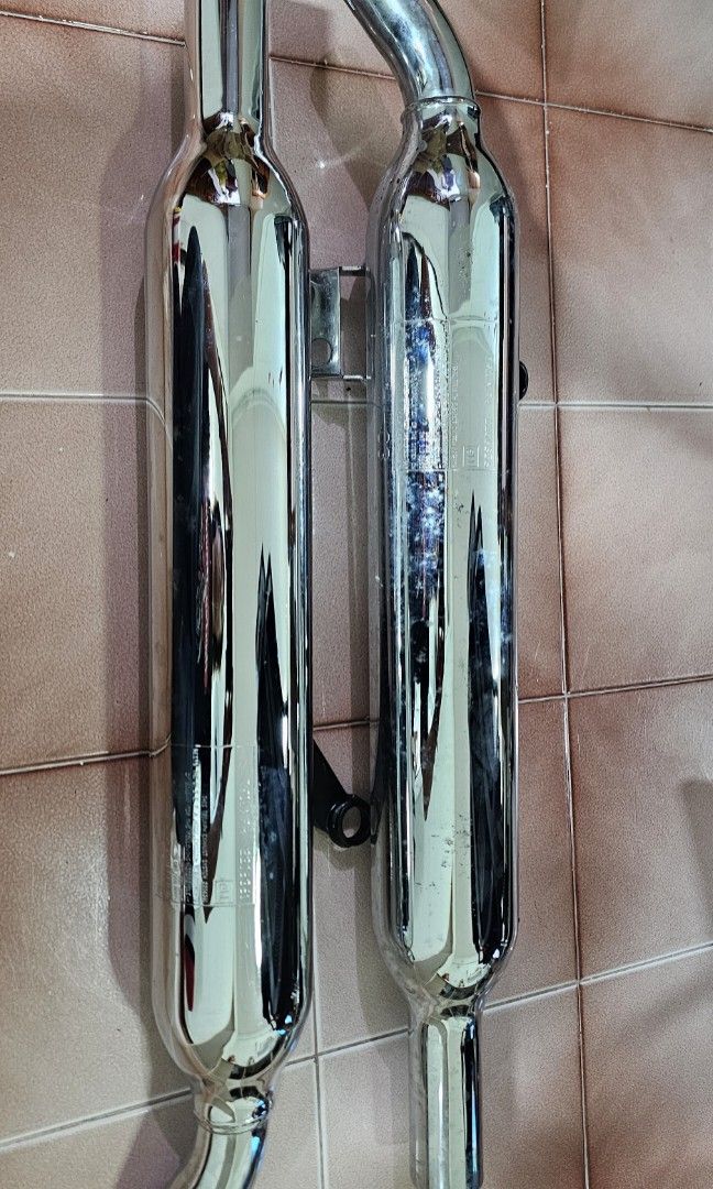 Bonneville t100 exhaust, Motorcycles, Motorcycle Accessories on Carousell