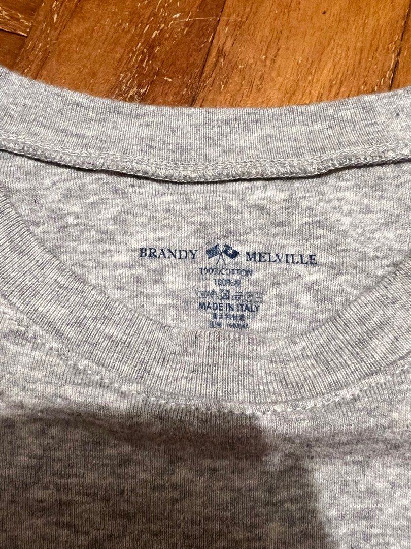 Brandy Melville Hailie Basic Top, Women's Fashion, Tops, Shirts on Carousell