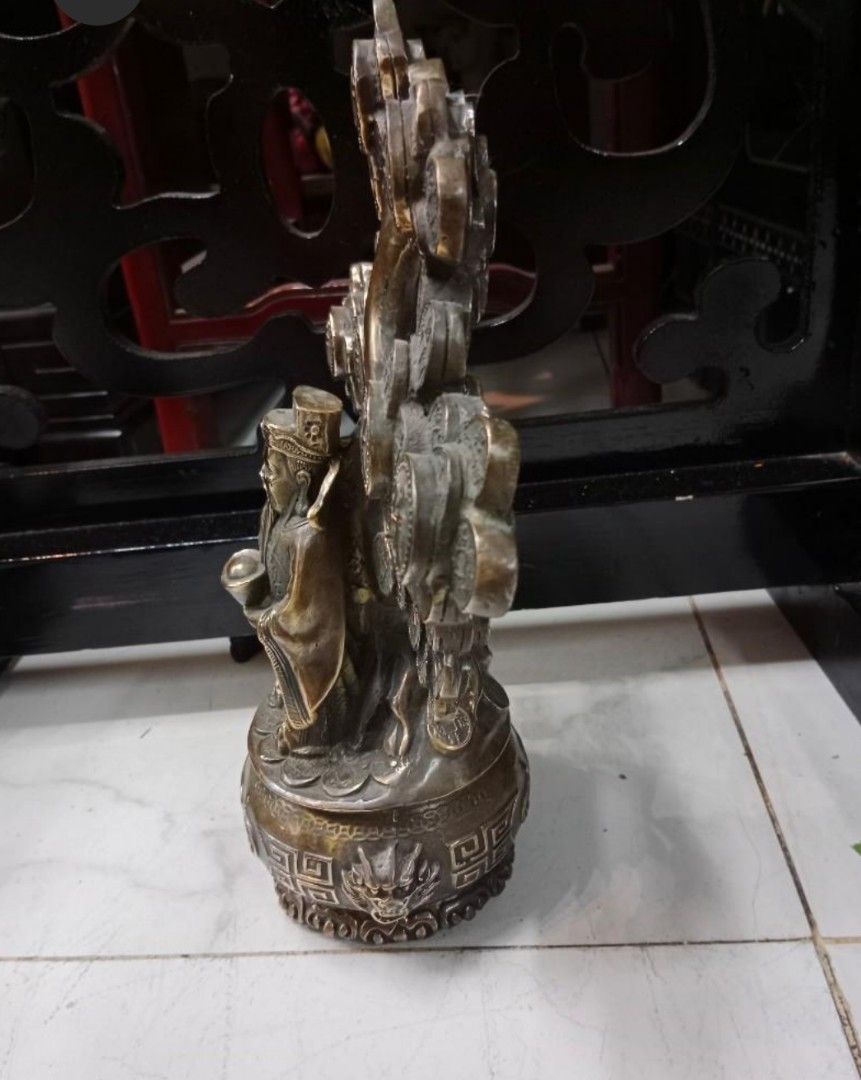 Brass lucky money tree with god of wealth statue display, Hobbies ...