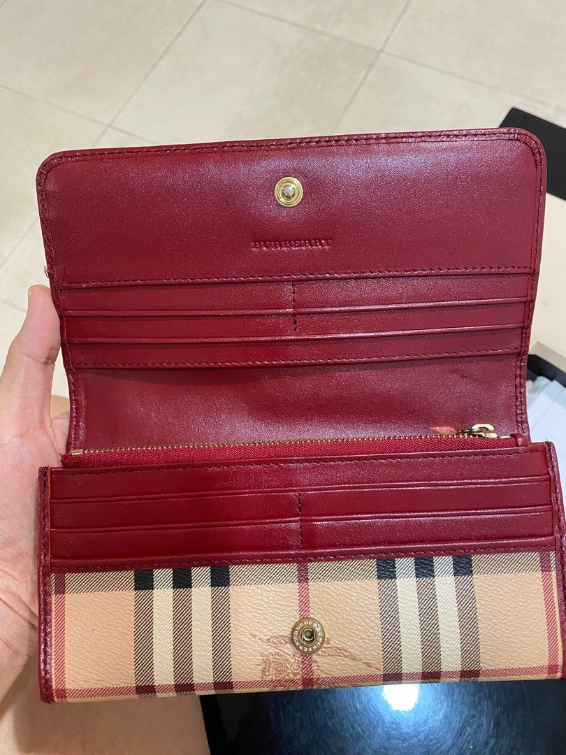 Burberry Long Wallet, Women's Fashion, Bags & Wallets, Wallets & Card ...