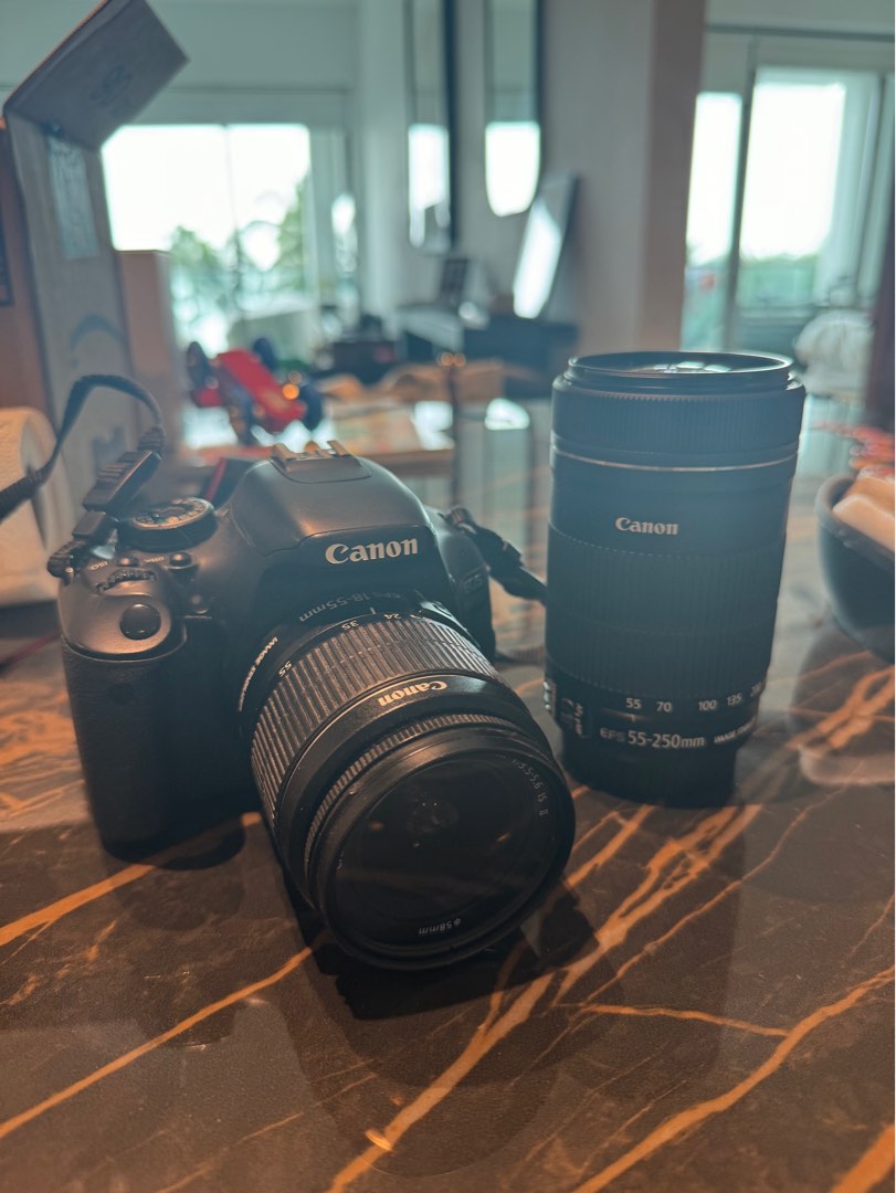 Canon 600D with short and long lenses, Photography, Cameras on Carousell