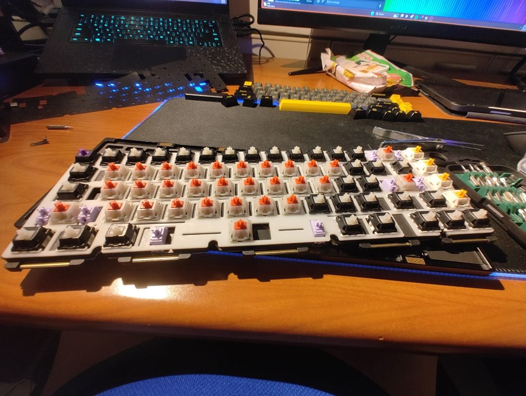 CHEAPEST and BEST custom keyboard BUILDS, Computers & Tech, Parts ...