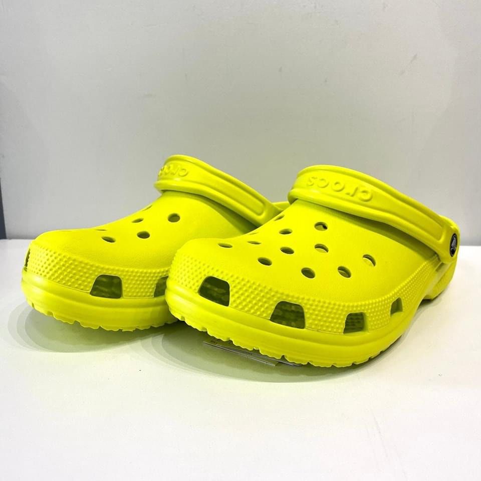 Crocs classic citrus clog, Men's Fashion, Footwear, Slippers & Slides ...