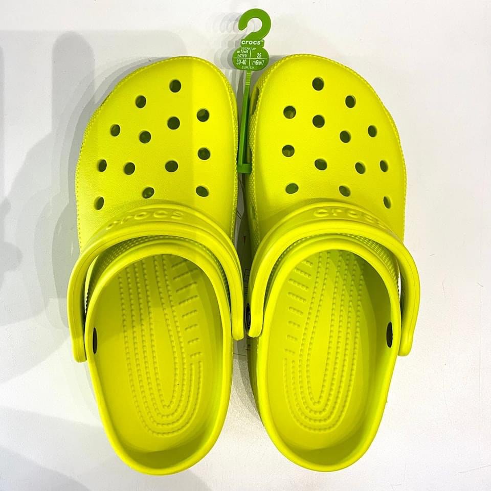 Crocs classic citrus clog, Men's Fashion, Footwear, Slippers & Slides ...