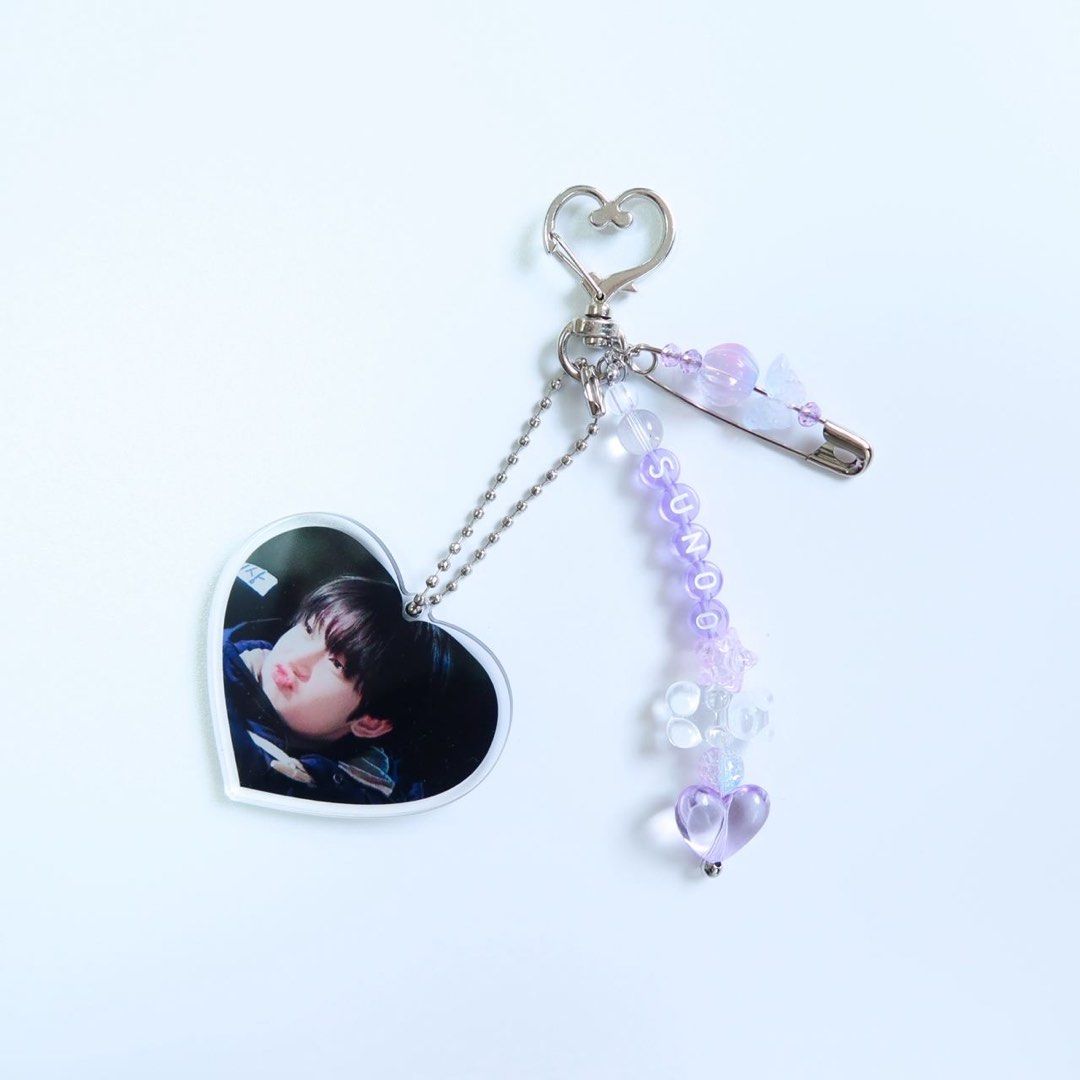 enhypen acrylic keychains, Hobbies & Toys, Stationery & Craft, Handmade ...