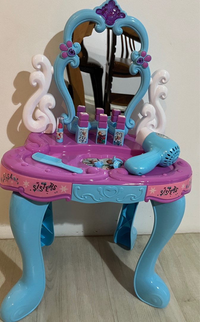 Frozen toy dressing beauty table with accessories, Hobbies & Toys, Toys ...